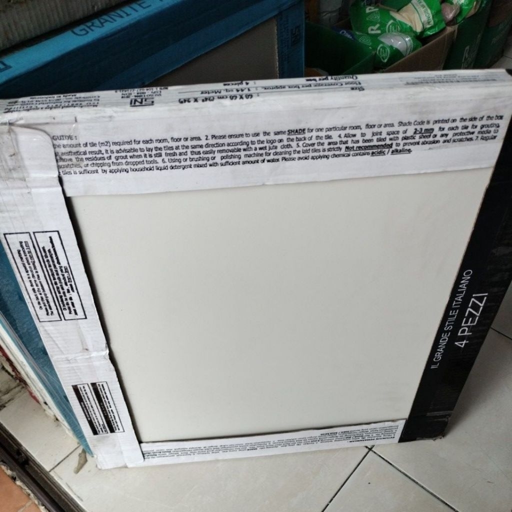 Jual granit essenza absolute white 60*60 no slip kesat kw 1 | Shopee ...