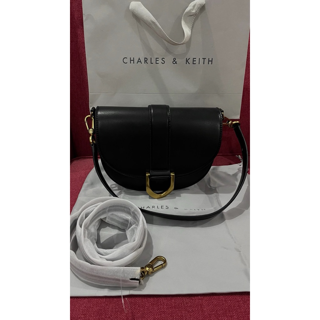 Jual Tas Wanita Charles n Keith ori | Shopee Indonesia