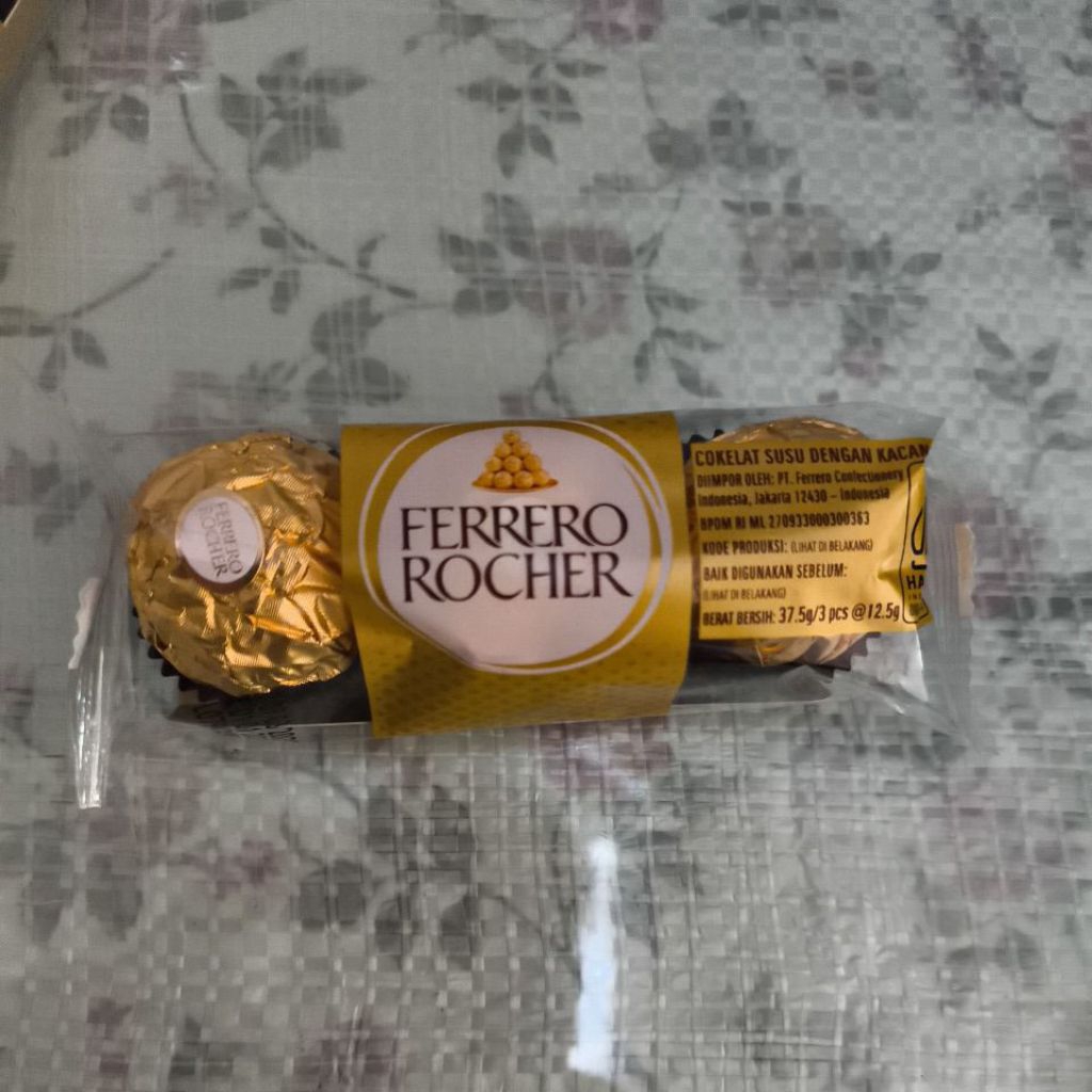 Jual Coklat Ferrero Rocher isi 3 pcs | Shopee Indonesia