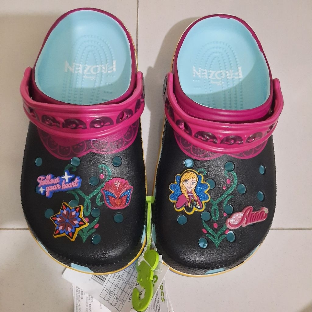 Jual PROMO Ori NO Second Crocs Disney Frozen Flat Shoes Size J3 / 34-35 ...