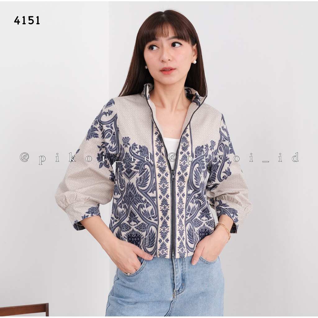 Jual Bomber batik wanita modern big size / Luaran batik oversize lengan ...