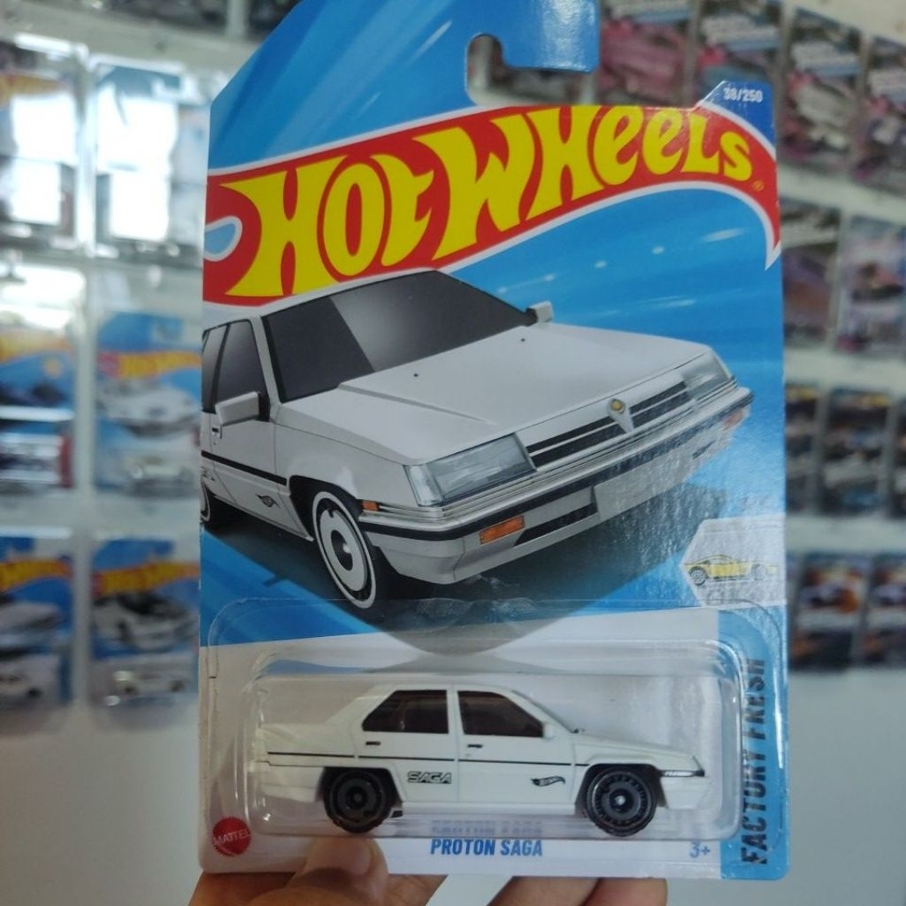Jual Diecast Hot Wheels Proton Saga PutihHotwheels | Shopee Indonesia