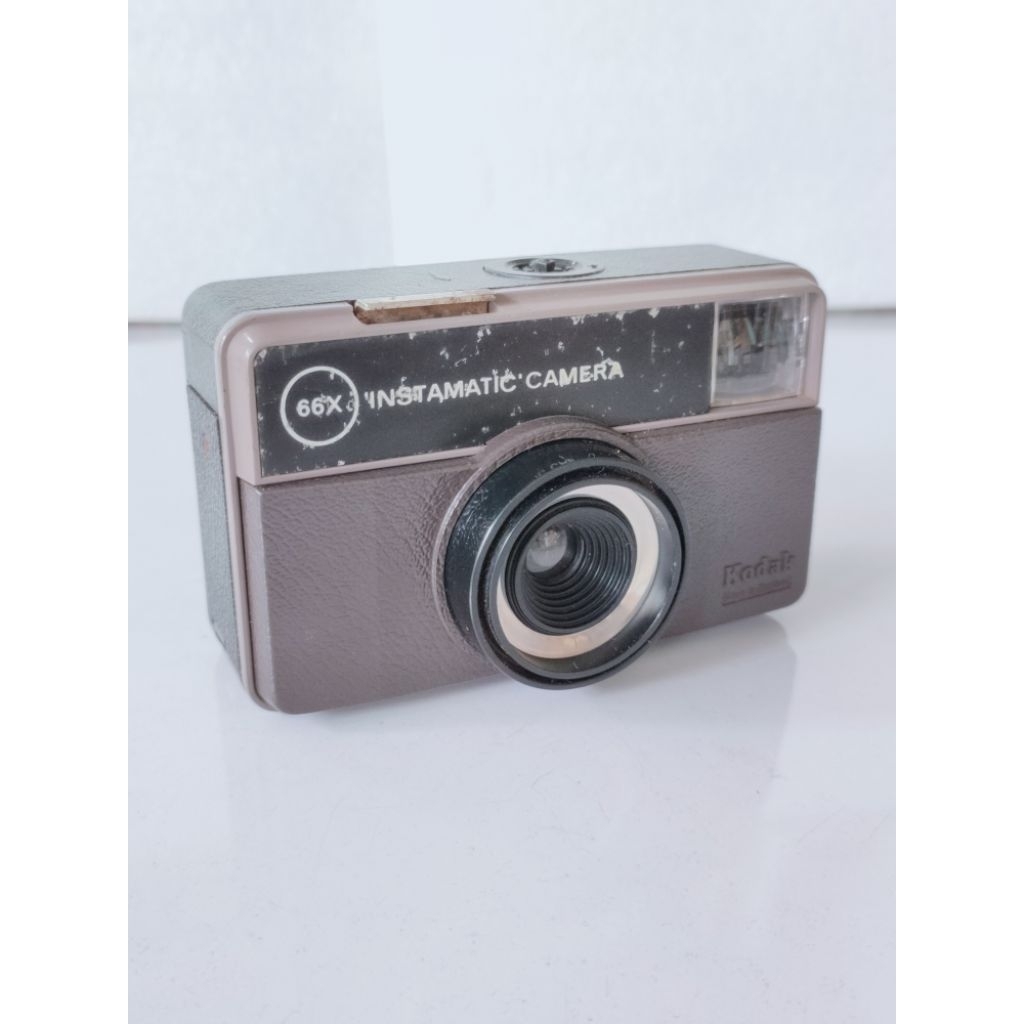 Jual Kamera analog vintage Kodak made in England instamatic camera ...