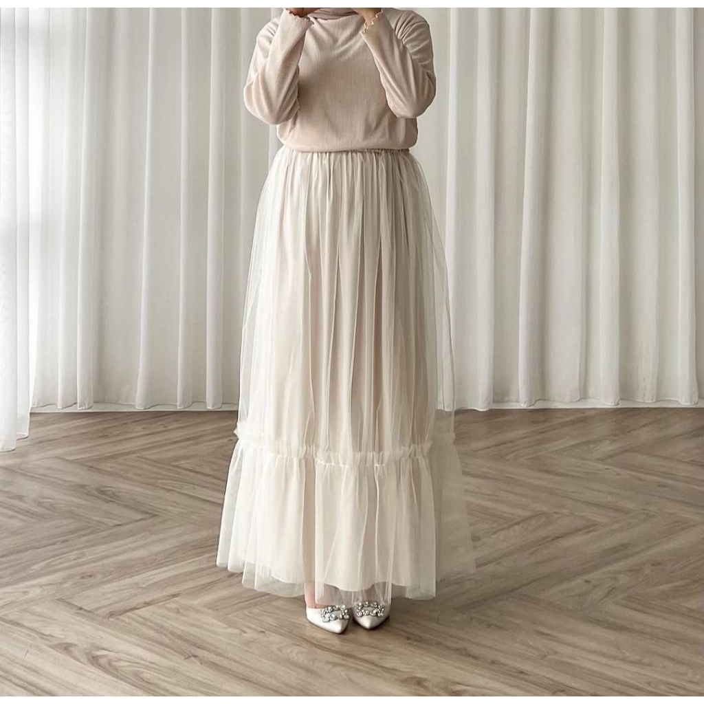 Jual Preloved Dielle Ghiska Skirt Rok Tutu (Like new) | Shopee Indonesia