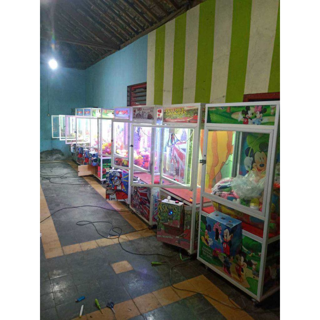 Jual Mesin Capit Boneka/Claw Machine/Game Arcade | Shopee Indonesia