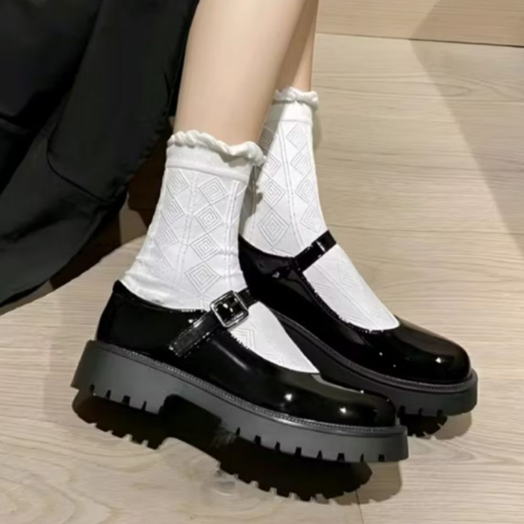 Jual Sepatu Sekolah Pantofel Korean Style Wanita Hitam Hak 3cm Cewek ...