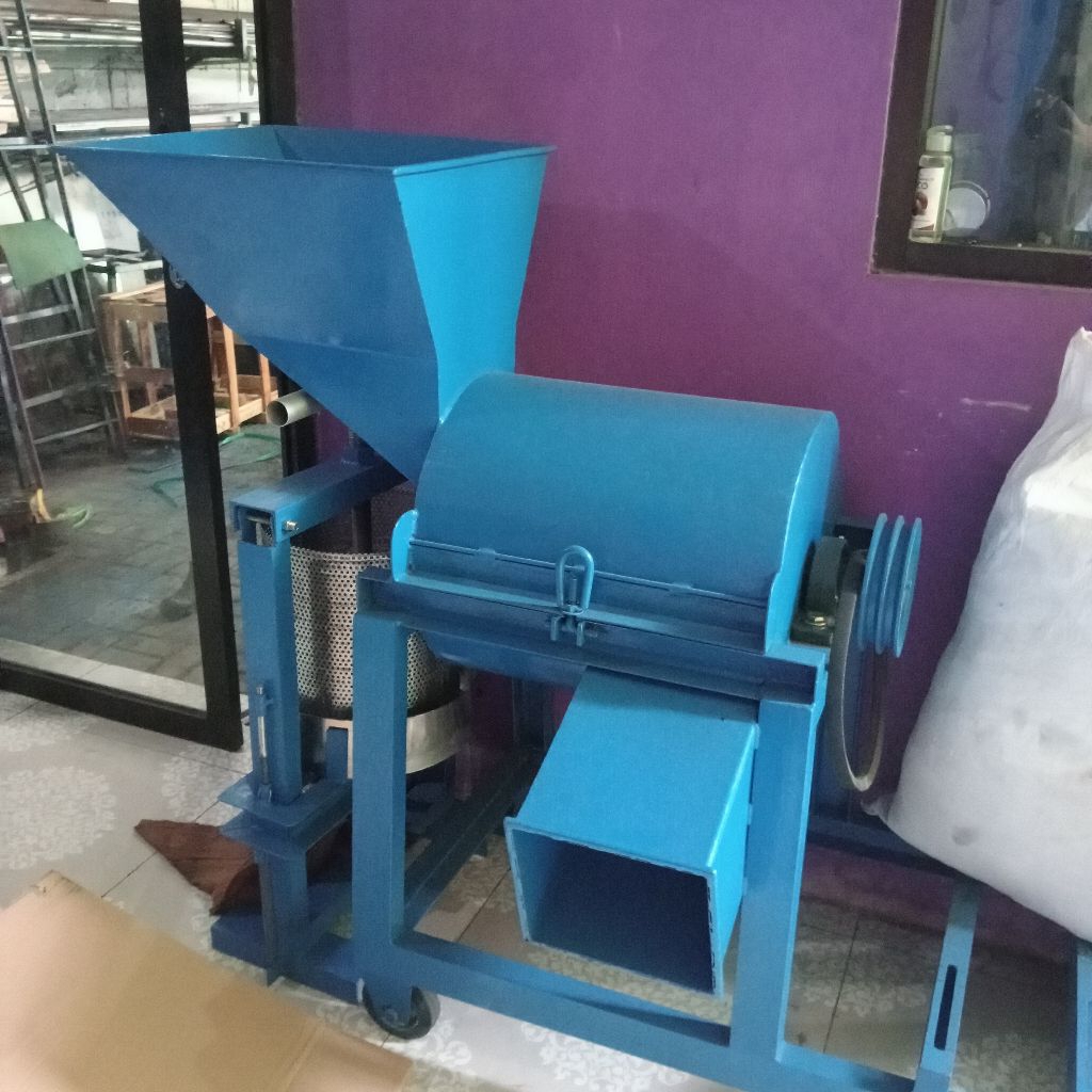 Jual Mesin Pencacah Kotoran Hewan (KOHE) | Mesin Giling Kompos Pupuk ...