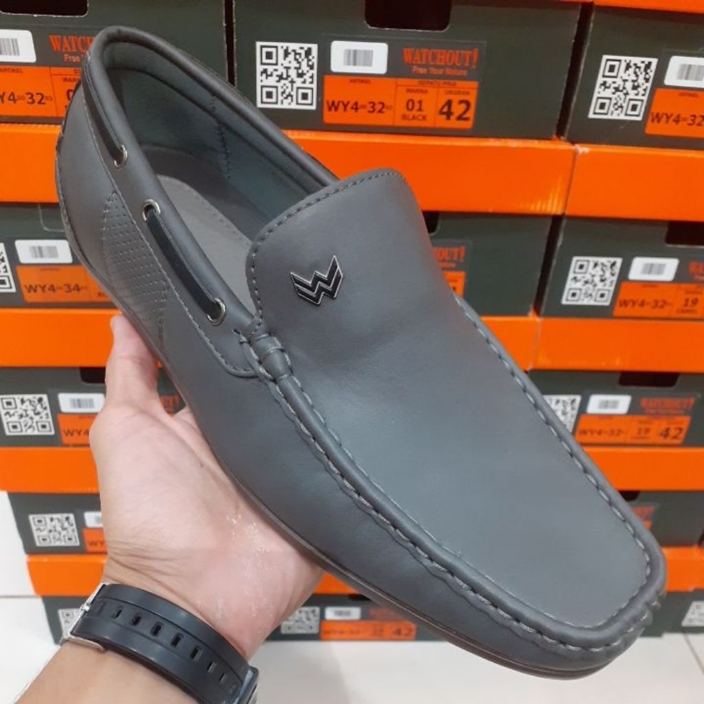 Jual Sepatu Casual Watchout ️ Pria Terbaru 39- 44 (100% ORIGINAL ...
