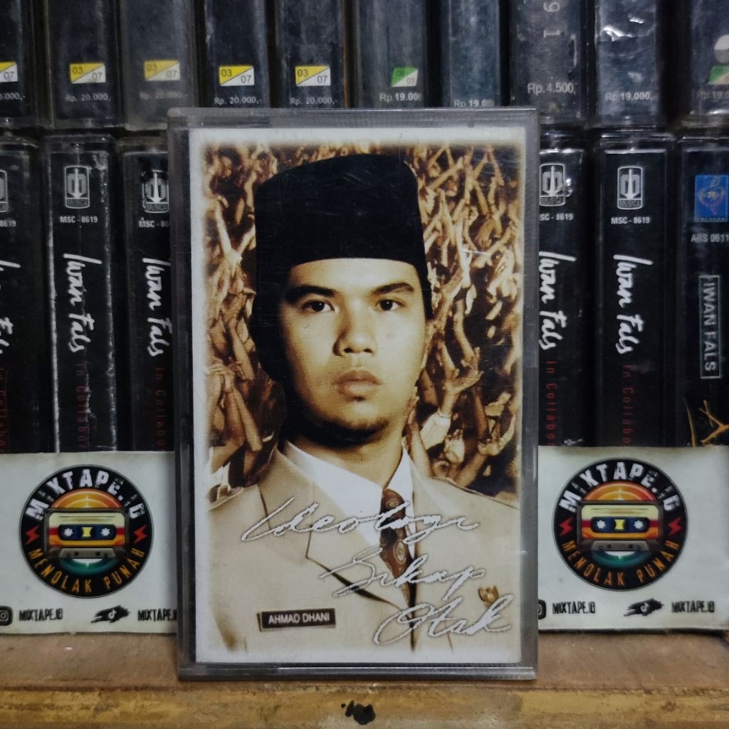 Jual Kaset Pita - Ahmad Band - Iso - Ideologi Sikap Otak - Radio Tape - Kaset - Radio - Pemutar ...