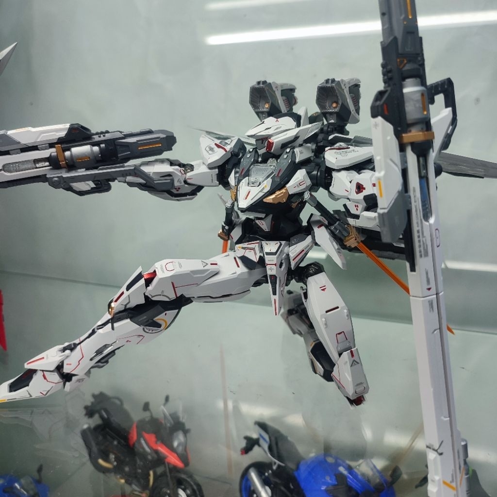 Jual Model Kit Robox Bailu Air Combat With Inner Metal Frame 1/100 ...