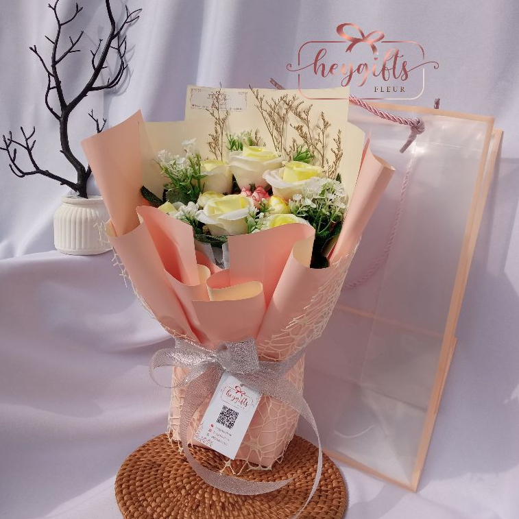 Jual artificial bouquet bunga mawar pink peach hadiah wisuda ulang ...