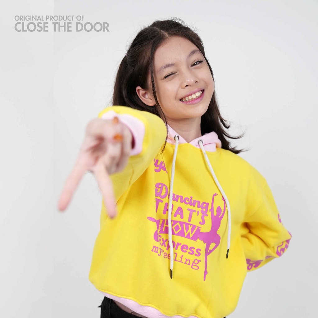 Jual CloseTheDoor - Jaket Kuning Pink Hoodie Nada Tarina Corbuzier ...