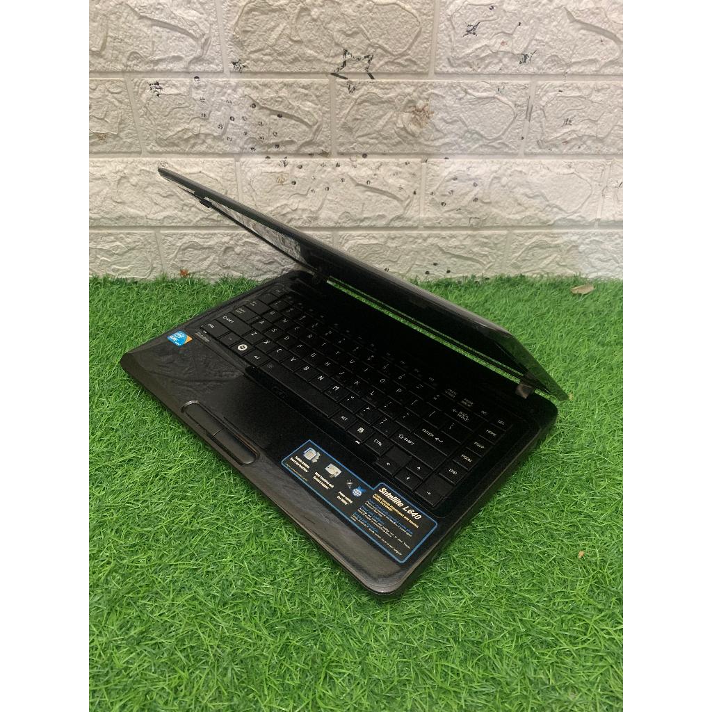 Jual CASING TOSHIBA SATELLITE L640 HITAM MULUS | Shopee Indonesia
