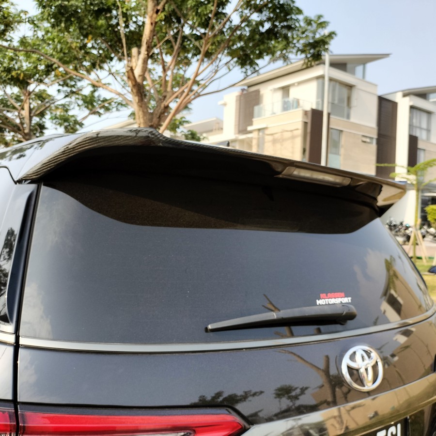 Jual Spoiler Toyota Fortuner VRZ Model Oem Carbon Kevlar | Shopee Indonesia