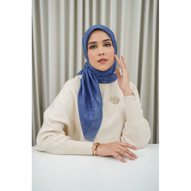 Jual Buttonscarves Monogram Scramble Voile Square | Shopee Indonesia