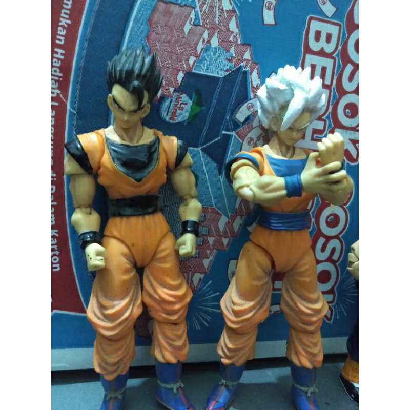 Jual Action-figure-Ultimate-Son-Gohan-Beast-Gohan-&-adult-Gohan ...