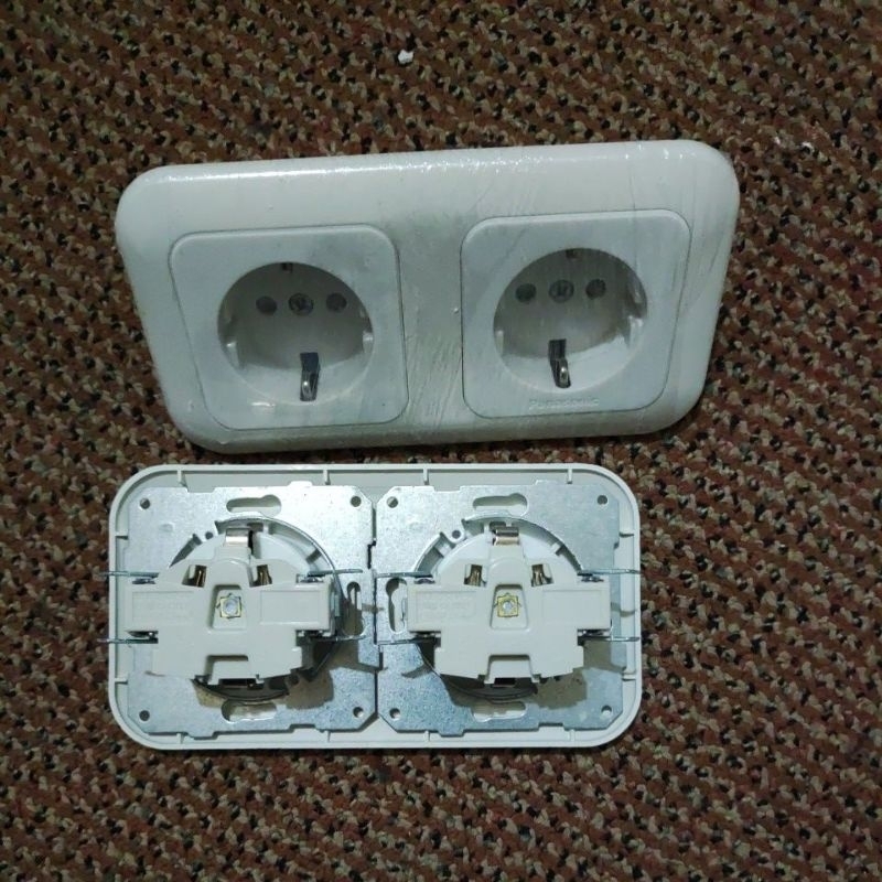 Jual Stop Kontak Inbow panasonic 2 lubang Bekas | Shopee Indonesia