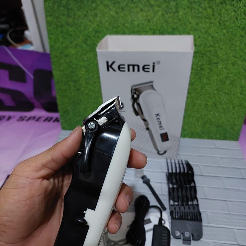 Jual Mesin cukuran rambut charging isi ulang kemei km-809a | Shopee ...