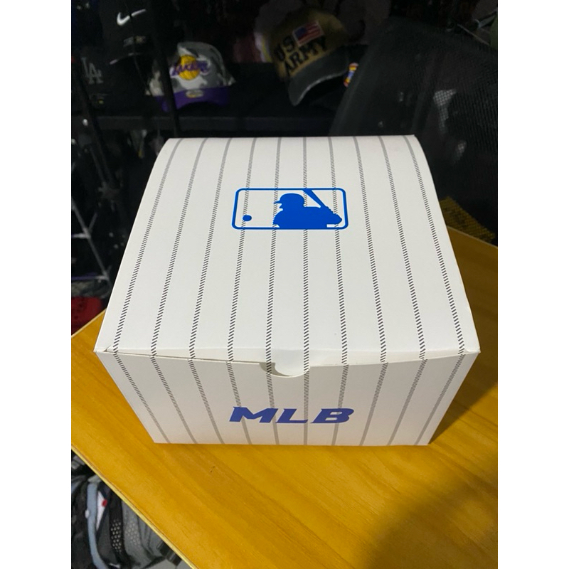 Jual KOTAK PACKING MLB PUTIH 20x20x15 TERBAIK | Shopee Indonesia