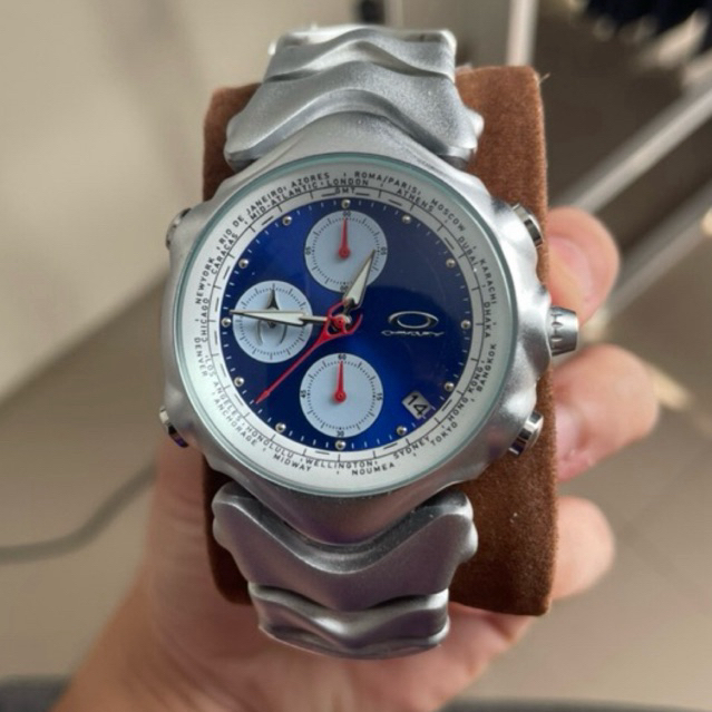 Jual oakley watch ( order by req ) | Shopee Indonesia