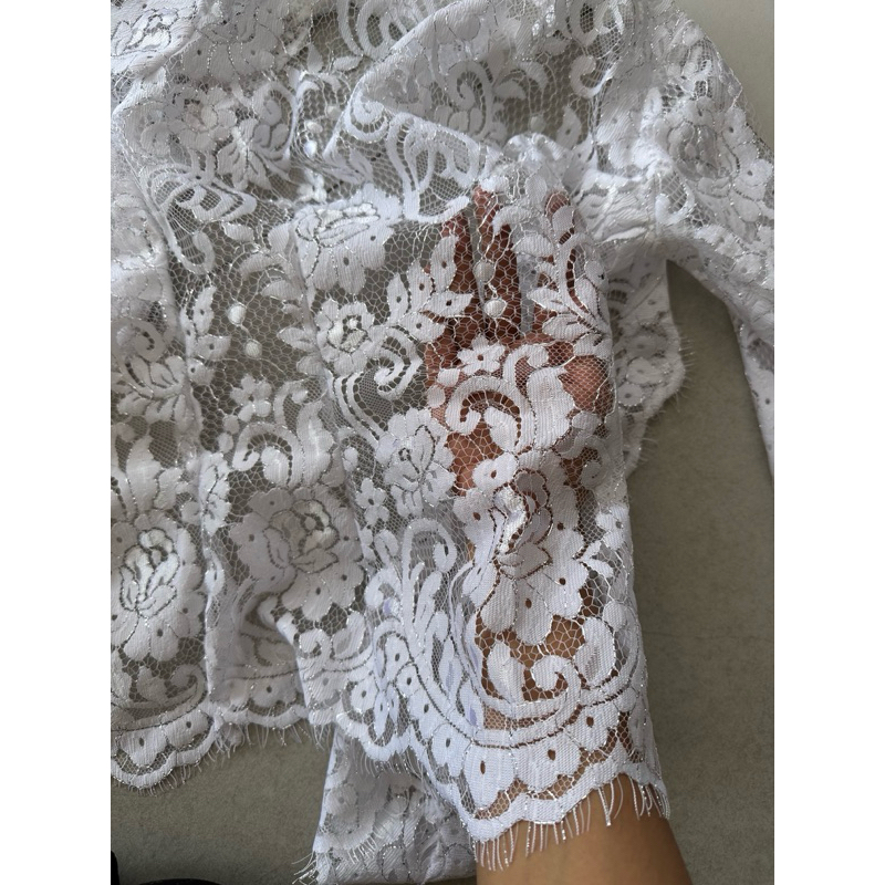 Jual Kain Italy Velvet Lace 2,5meter spesial putih | Shopee Indonesia