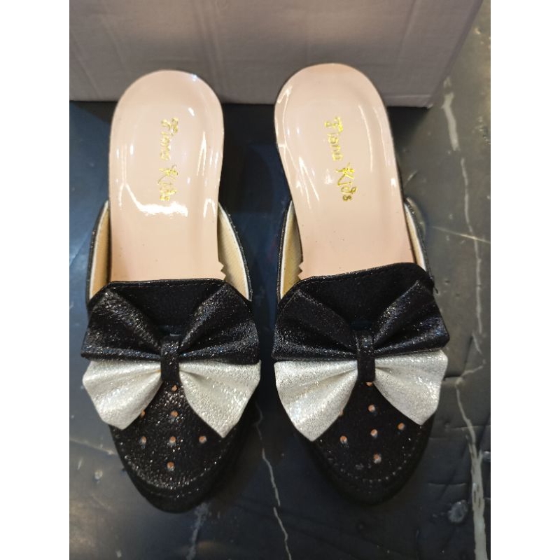 Jual SANDAL SEPATU FIONA ANAK-ANAK 26-30 (HITAM) | Shopee Indonesia