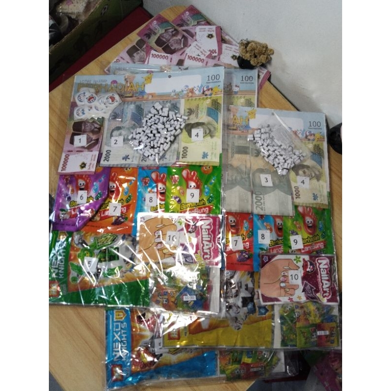 Jual LOTRE BERHADIAH 100pcs KUPON Semua Dapat Hadiah [Random] BACA ...