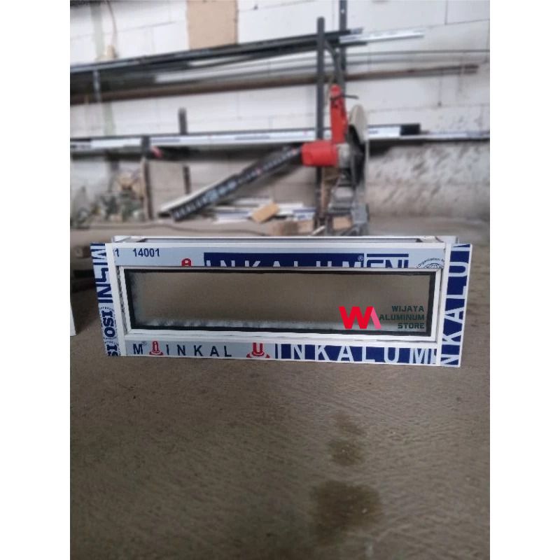 Jual jendela boven aluminium kaca mati ukuran 20 x 60 free packing kayu ...