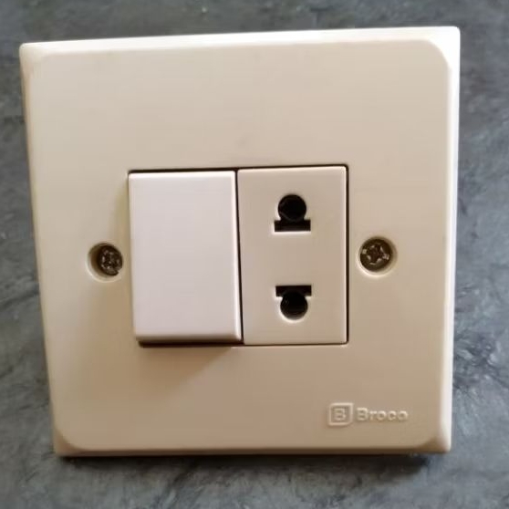 Jual Broco Saklar Engkel Stop kontak inbow Original | Shopee Indonesia