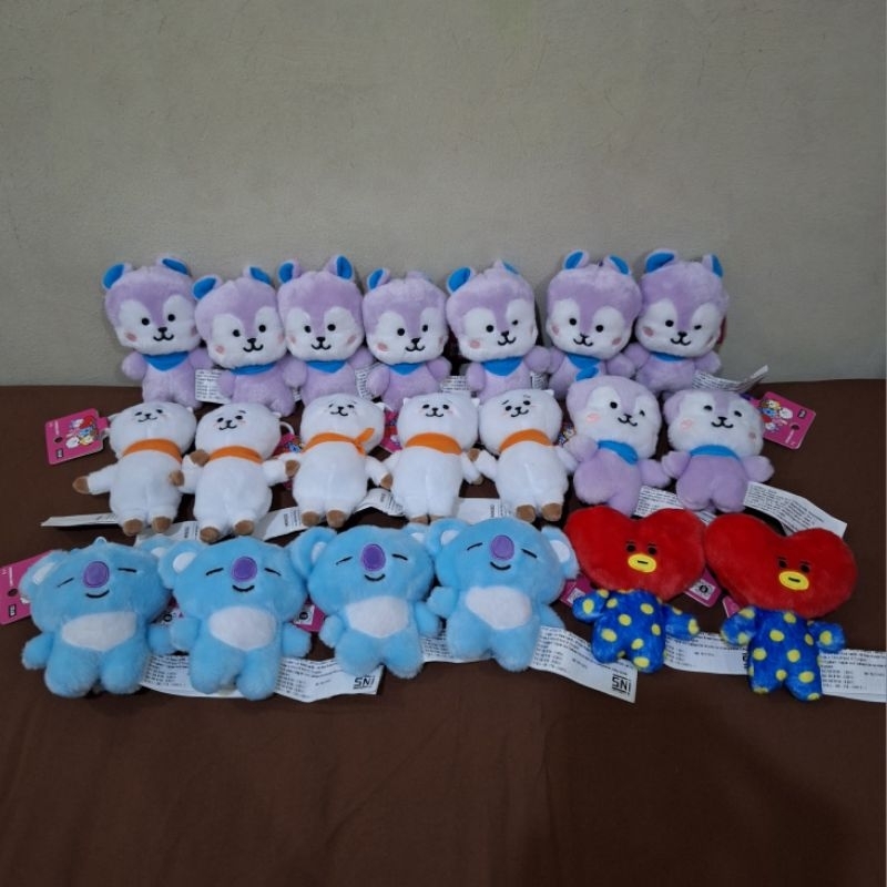 Jual bagcharm doll keychain miniso x BT21 koya rj mang tata cooky ...