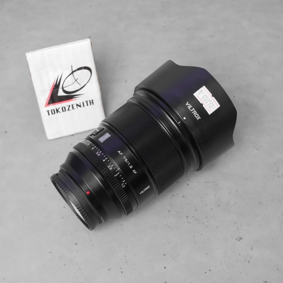 Jual Viltrox AF 75mm f1.2 PRO for Fujifilm X Mount - no XF 56mm XT3 - R02072 | Shopee Indonesia