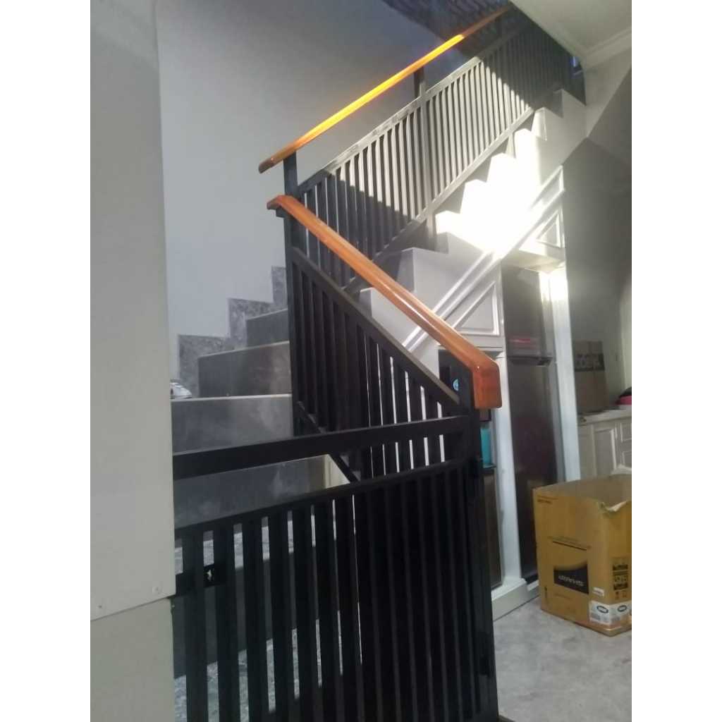 Jual Railing tangga kombinasi handrail conwood harga permeter free ...