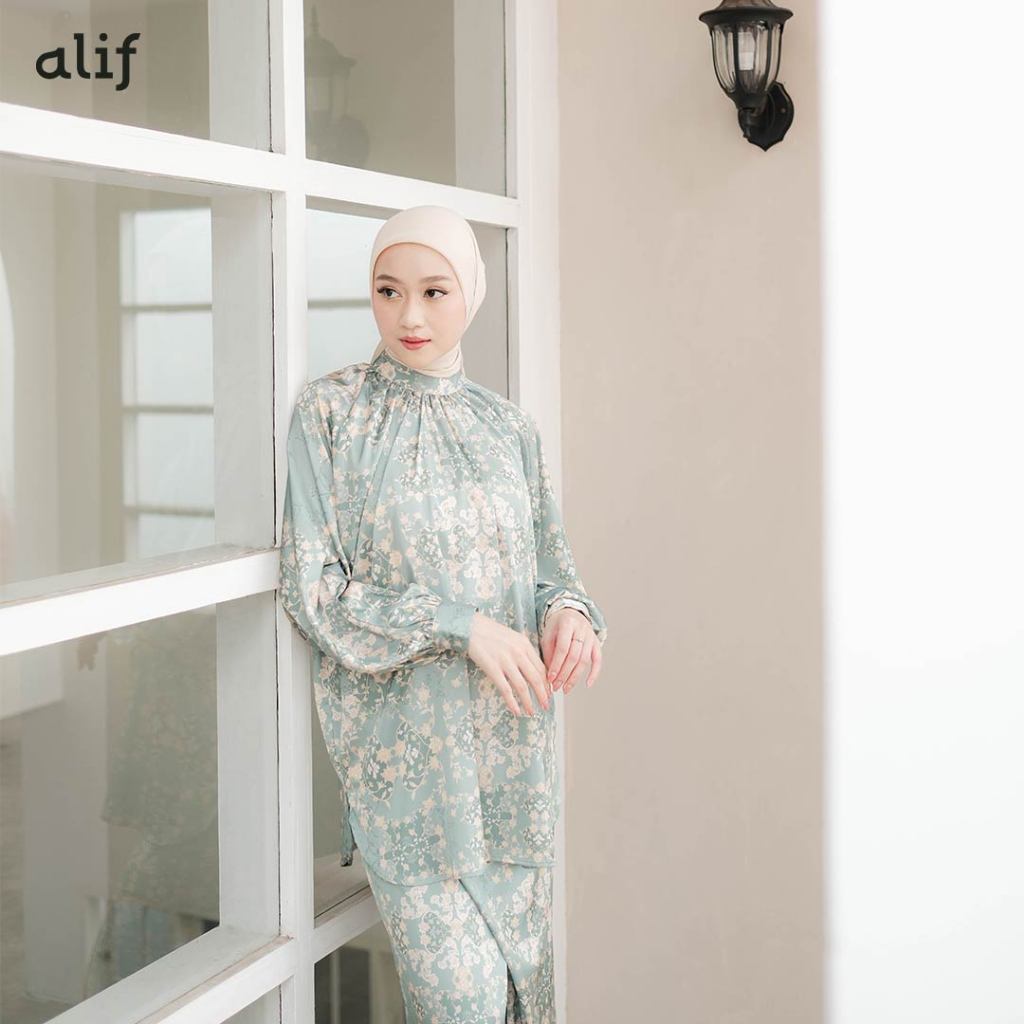 Jual Alif Modern Wear - Atasan Blouse Wanita Armany Satin Silk Motif ...