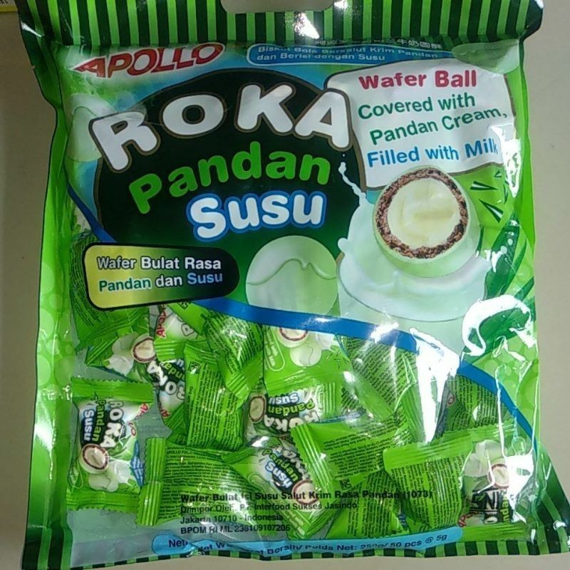 Jual Apollo Roka Pandan Susu Wafer Bola Coklat 250 gram isi 50 pcs Roka ...