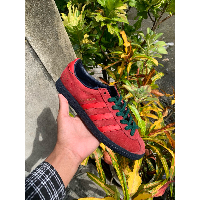 Jual sepatu merah | Shopee Indonesia