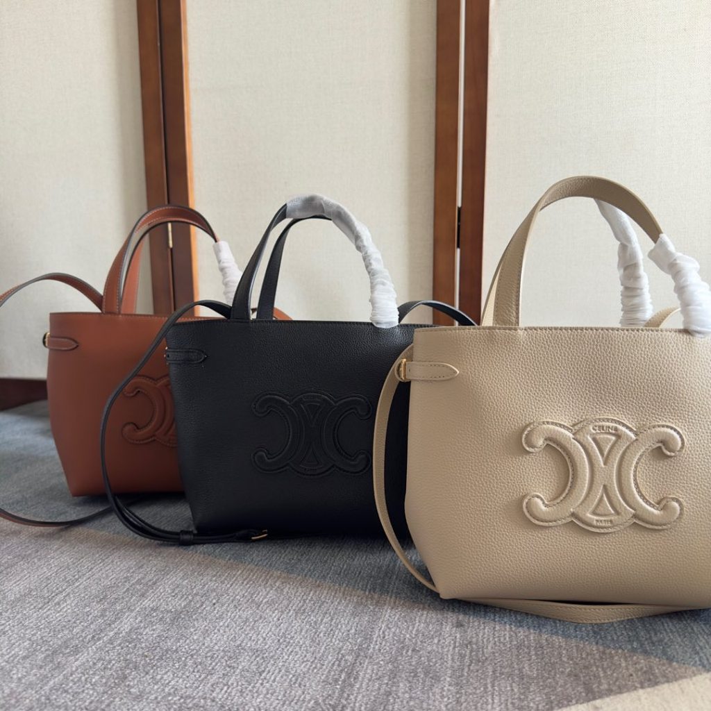 Jual Top CL Tote Bag Cabas Anais Granular Beef Leather Handbag | Shopee ...