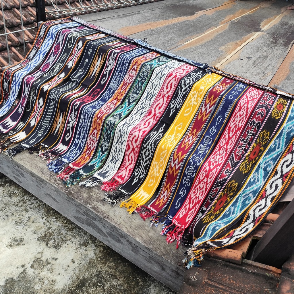 Jual Beli 10 Gratis 1 - Ikat Kepala Tenun Dayak ATBM 100% Syal Tenun ...