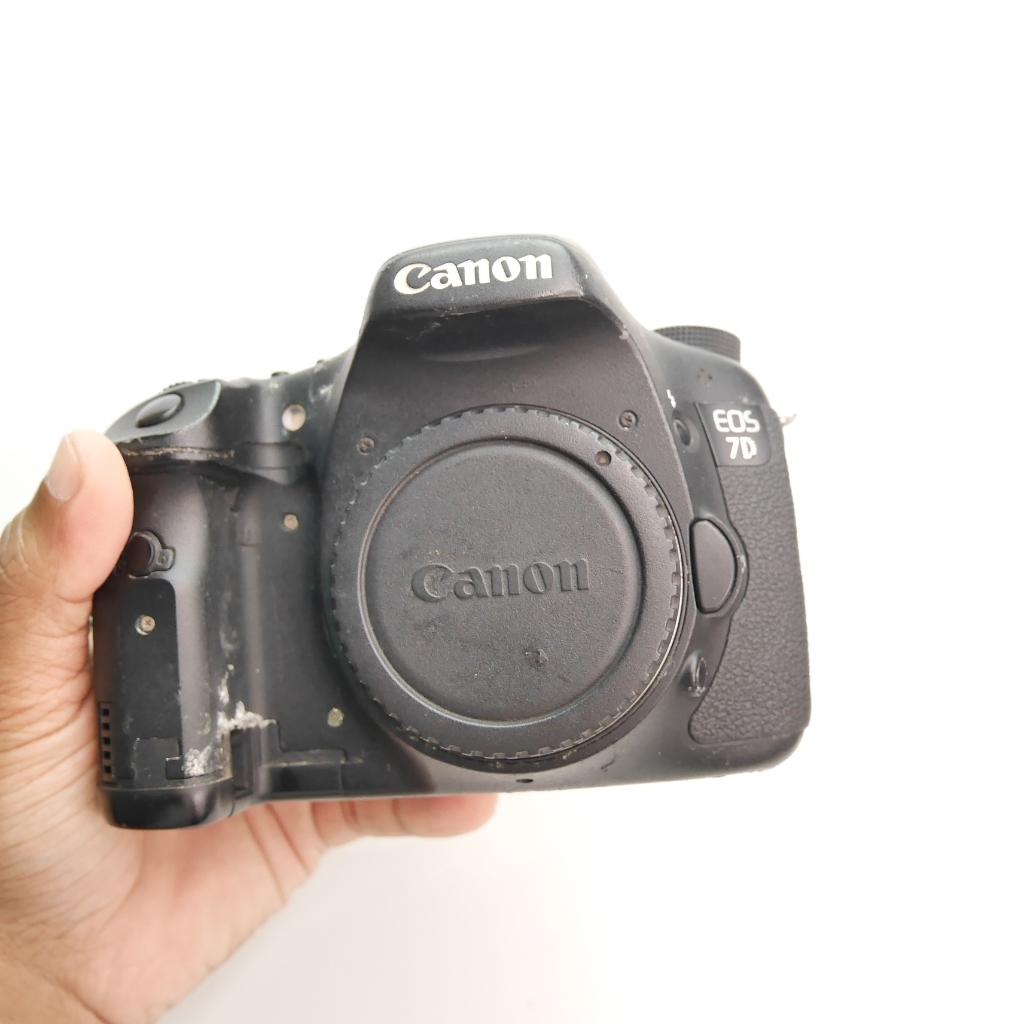 Jual CANON EOS 7D BODY ONLY NO BOX (rusak / mati) | Shopee Indonesia
