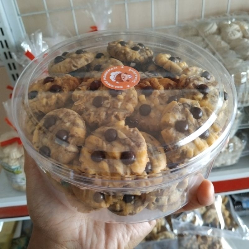 Jual Kue Cookies Chocochips Original Enjong - Khas Lebaran Banyuwangi ...