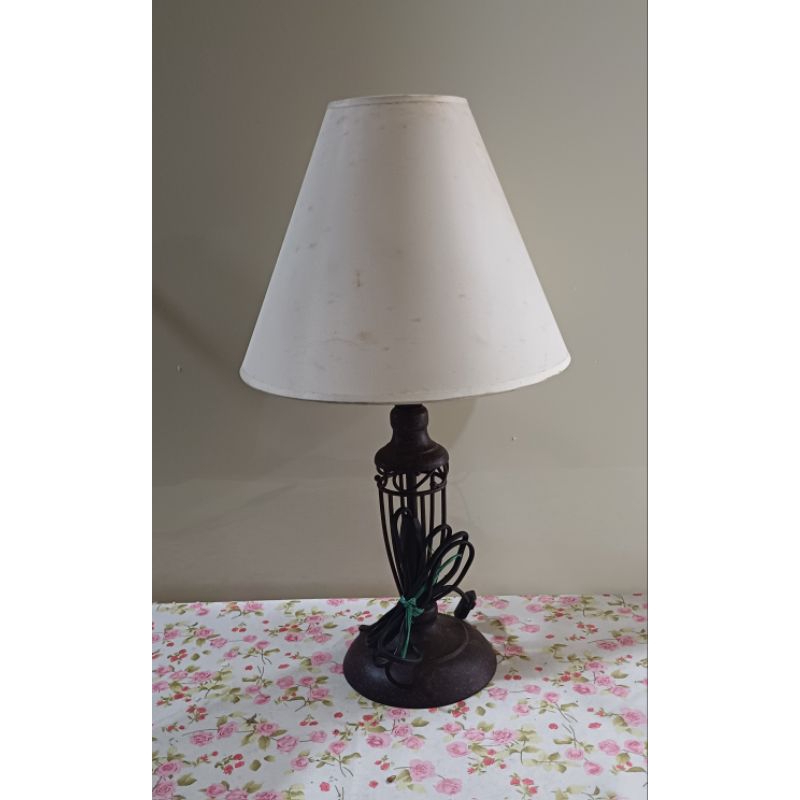 Jual Lampu buffet ruangtamu/kantor kaki besi | Shopee Indonesia