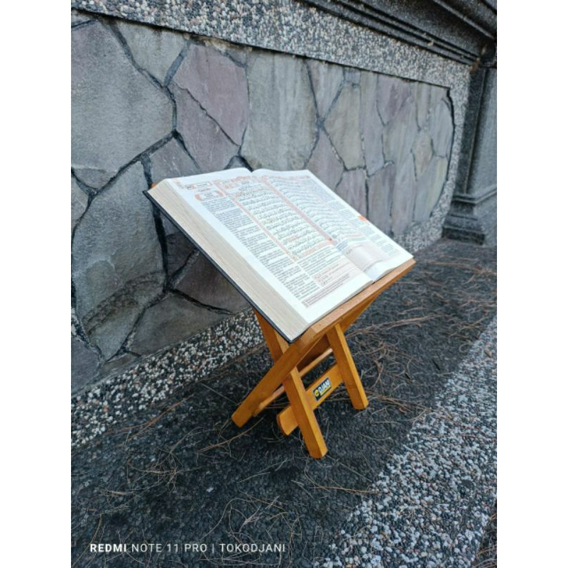 Jual {Bisa diatur soal kemiringan} Tatakan/ Meja Baca Al Quran/ Meja ...