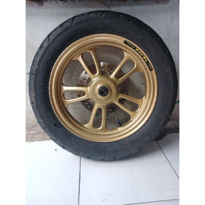 Jual Velg ring 12 scoopy 2023 original honda sepasang dengan ban ...