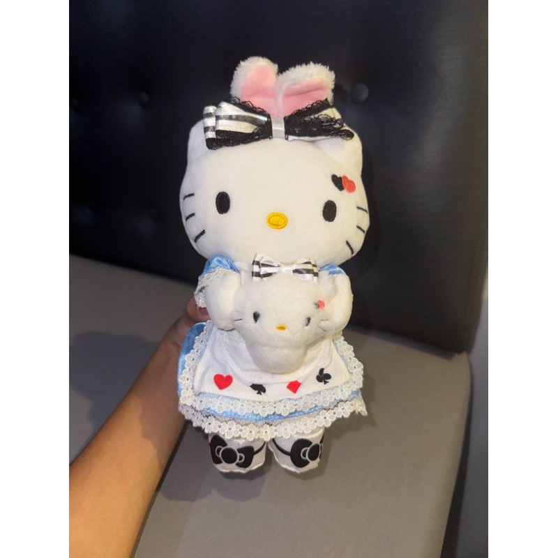 Jual (SUPER RARE) Limited Edition Boneka Hello Kitty Alice in ...