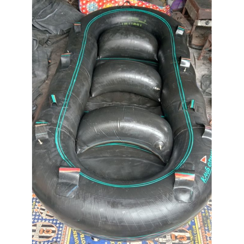 Jual Perahu karet bahan ban dalam roder penumpang 3 orang | Shopee ...