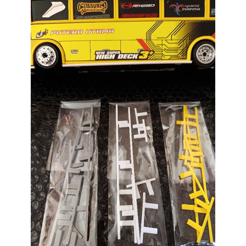 Jual pipa pelindung miniatur bus plastik fullset free stiker cutting ...