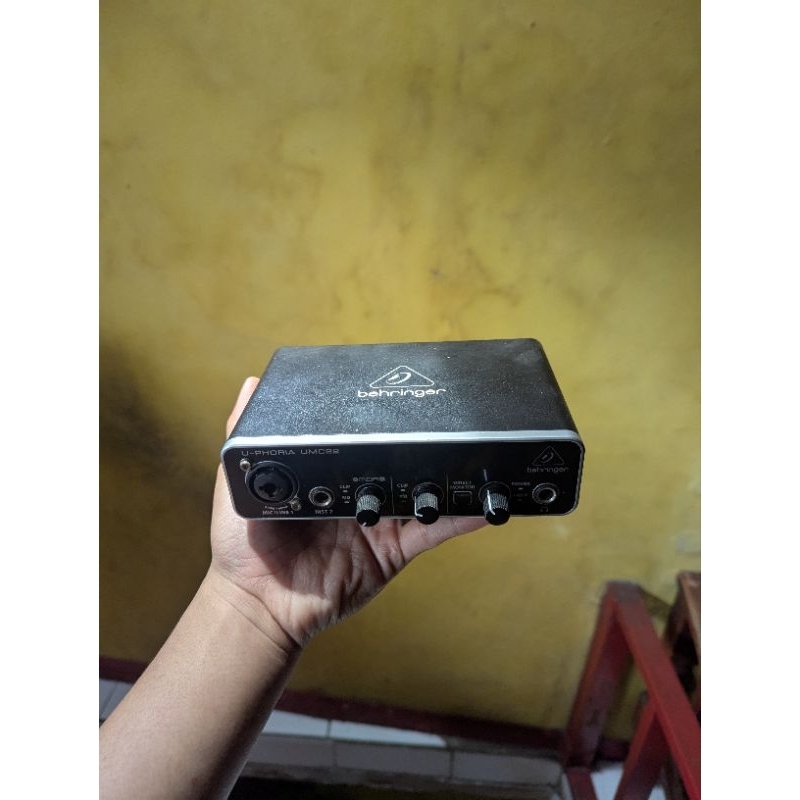 Jual Behringer UMC2 | Shopee Indonesia
