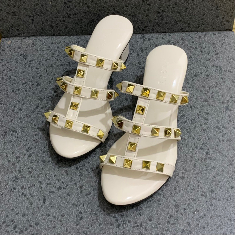 Jual neoby IVANA Heels Stud Wanita Elegan 3cm – Sepatu Hak Wanita Model ...