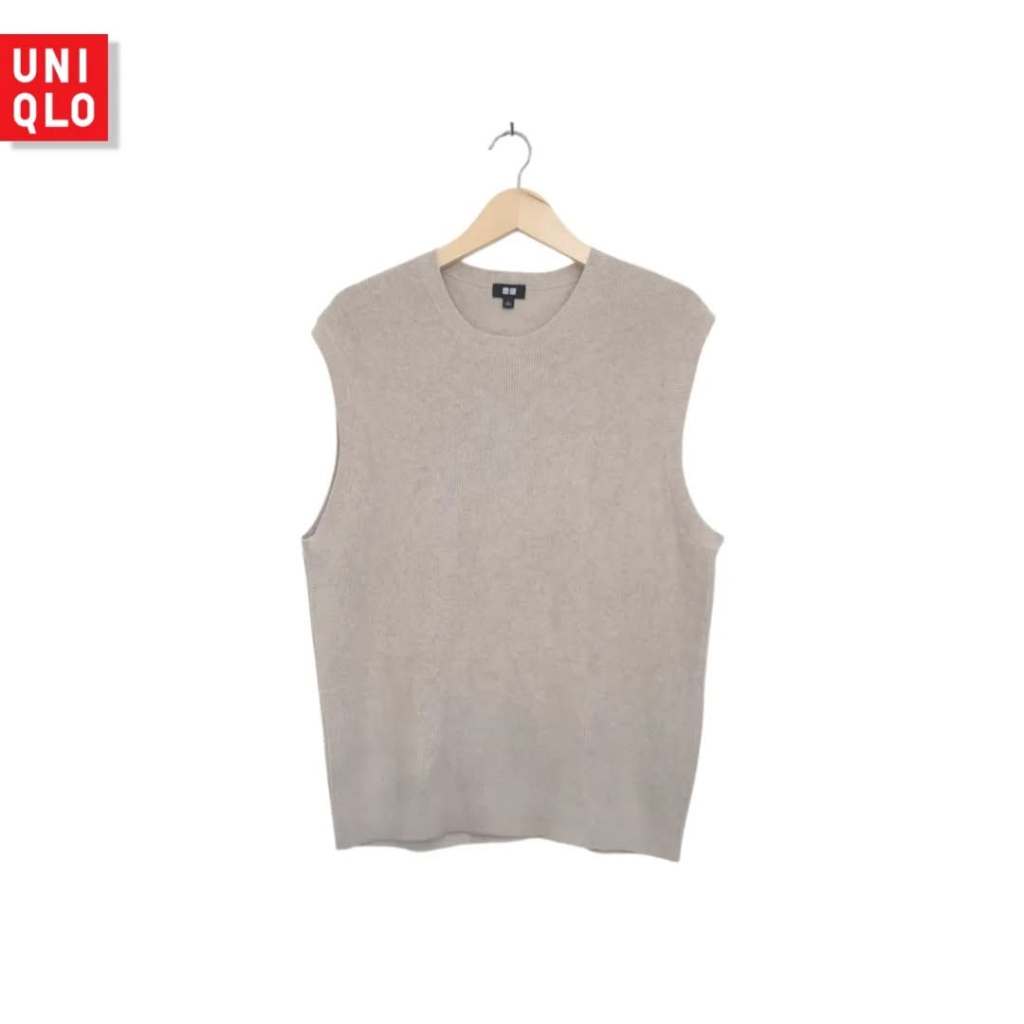 Jual Vest Basic O-Neck Uniqlo Coksu (KODE : B68 -27 ) | Shopee Indonesia