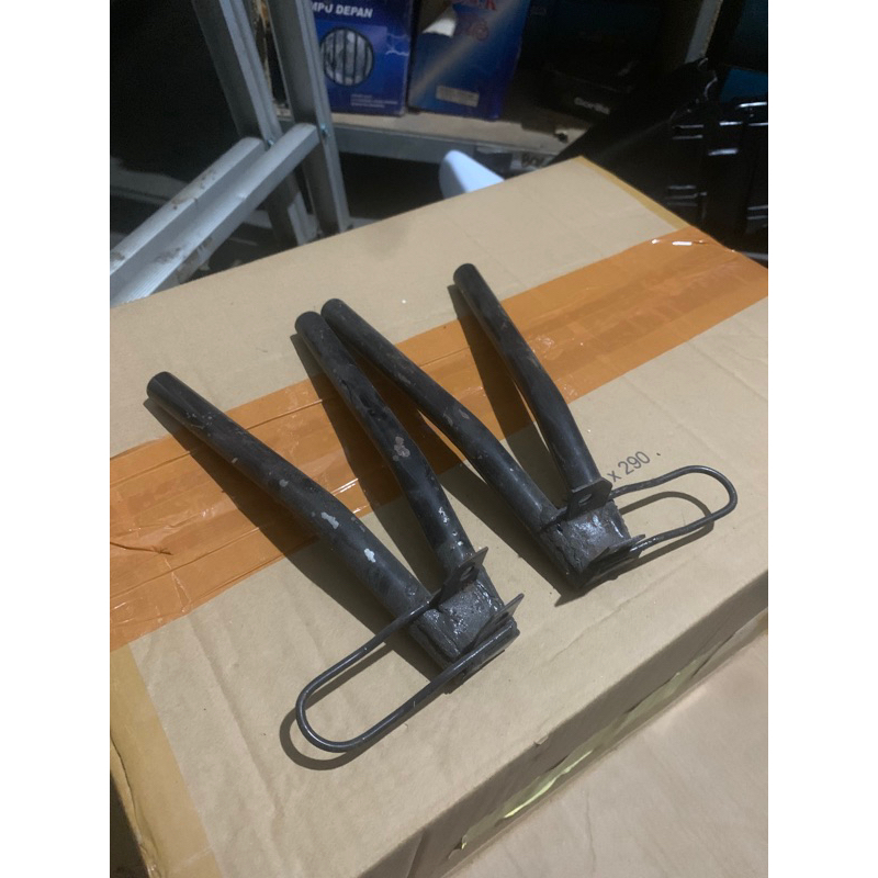 Jual Power footstep step custom japstyle scrambler Honda win CB 100 ...