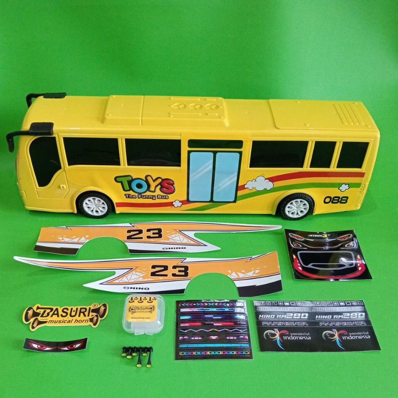 Jual Paket super combo miniatur bus modifikasi (warna bis random ...